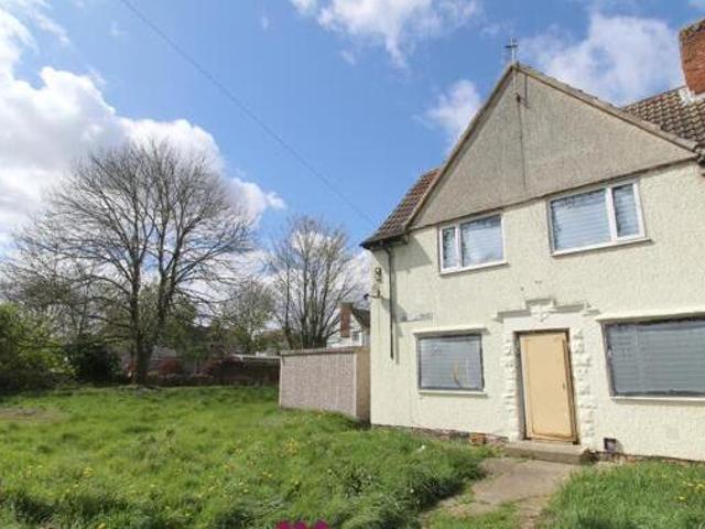 3 Bedroom Semi detached House For Sale In Woodlands, Doncaster