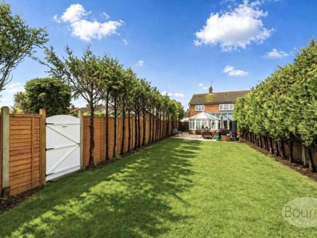 3 bedroom semi detached house for sale in Woodlands Road, Guildford, Surrey, GU1