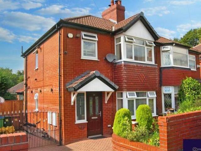 3 Bedroom Semi detached House For Sale In Woodside, Alkrington