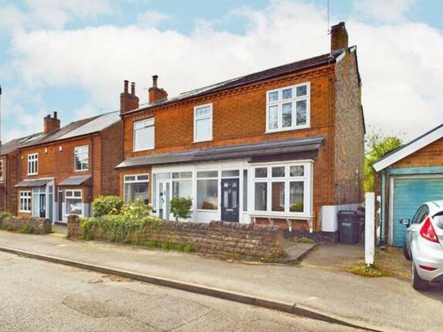 3 Bedroom Semi detached House For Sale In Woodthorpe