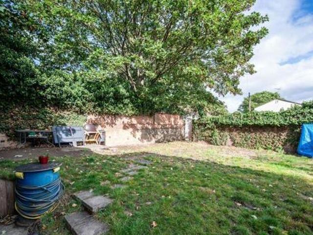 3 Bedroom Semi detached House For Sale In Woolwich, London