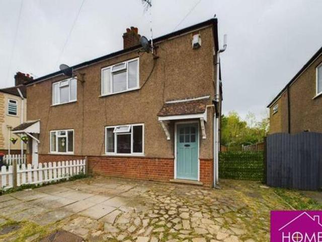 3 Bedroom Semi detached House For Sale In Wolverton