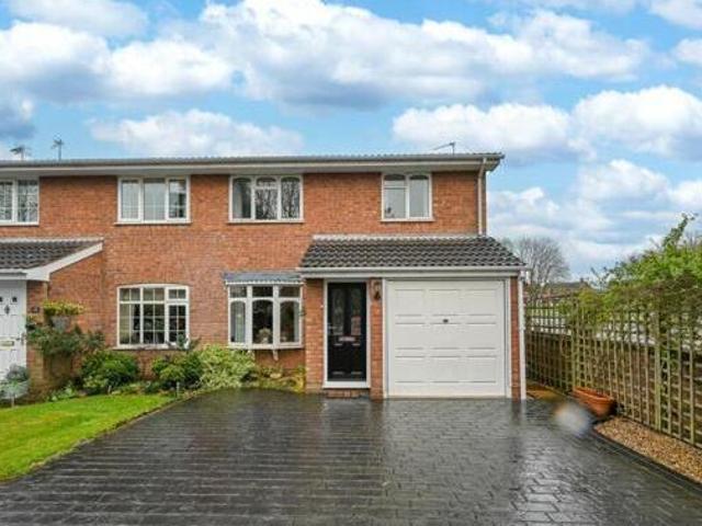 3 Bedroom Semi detached House For Sale In Wolverhampton, Staffordshire