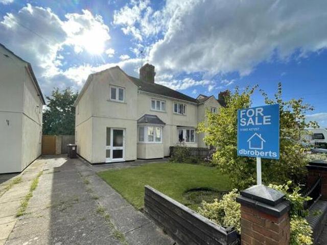3 Bedroom Semi detached House For Sale In Wolverhampton, West Midlands