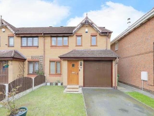 3 Bedroom Semi detached House For Sale In Wolverhampton, West Midlands