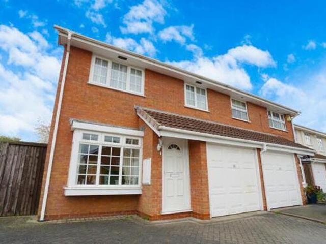 3 Bedroom Semi detached House For Sale In Wolverhampton