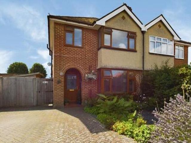 3 Bedroom Semi detached House For Sale In Worthing