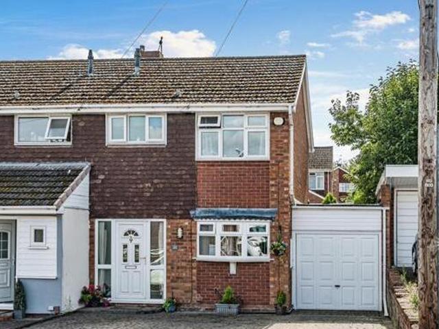 3 Bedroom Semi detached House For Sale In Wordsley
