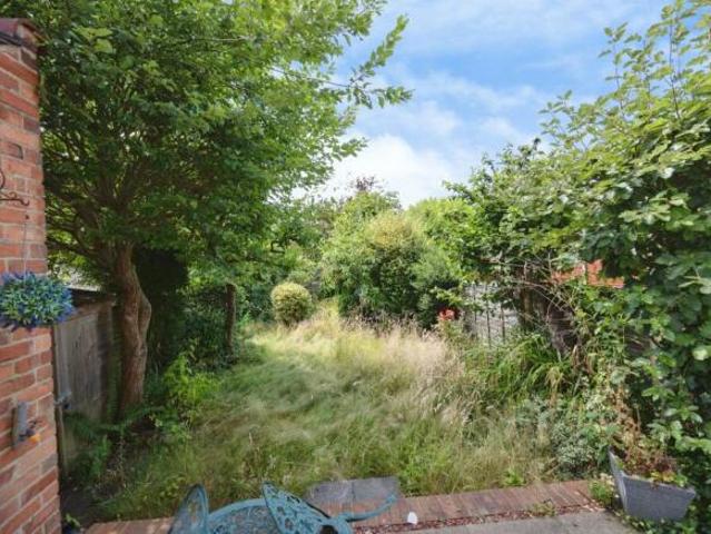 3 bedroom semi detached house for sale in Worlds End Lane, Quinton, Birmingham, West Midlands, B32