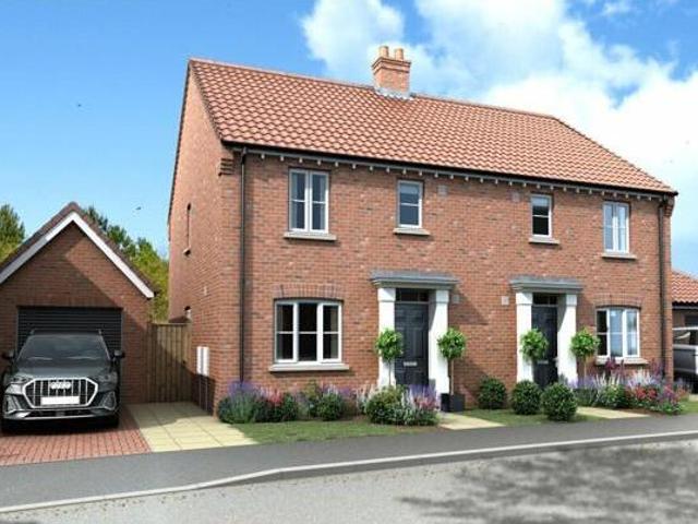 3 Bedroom Semi detached House For Sale In Wrentham, Suffolk
