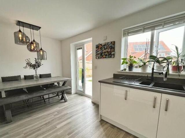 3 Bedroom Semi detached House For Sale In Wymondham, Norfolk