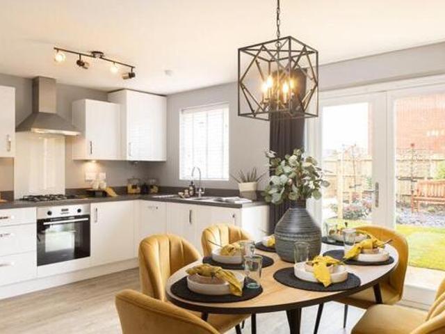3 Bedroom Semi detached House For Sale In Yapton, West Sussex