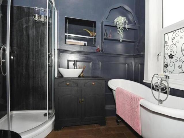 3 bedroom semi detached house for sale in Yarborough Road, Lincoln, LN1