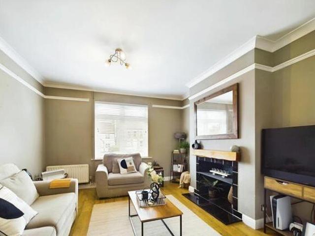 3 Bedroom Semi detached House For Sale In Yaxley