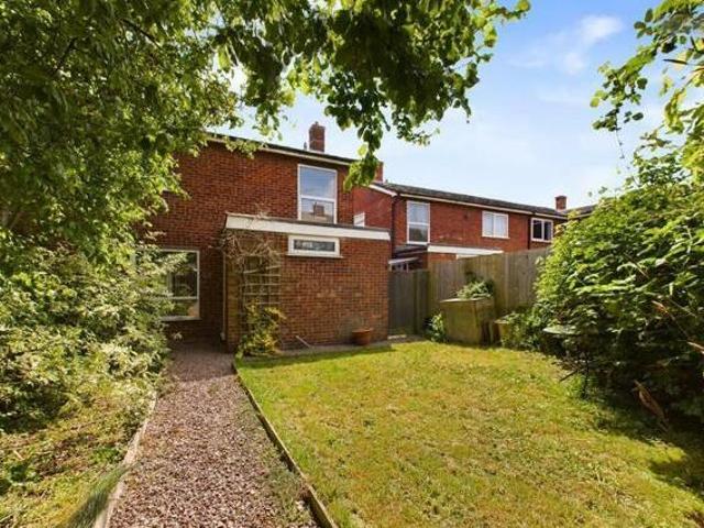 3 Bedroom Semi detached House For Sale In Yaxley