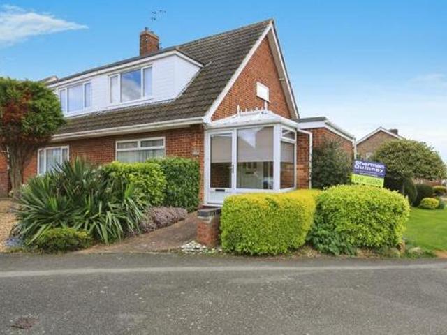 3 Bedroom Semi detached House For Sale In Yaxley
