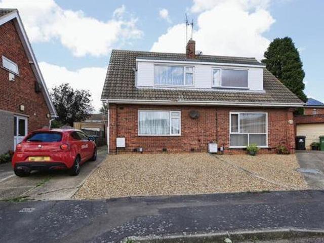 3 Bedroom Semi detached House For Sale In Yaxley