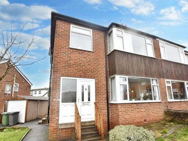 3 Bedroom Semi detached House For Sale In Yeadon, Leeds