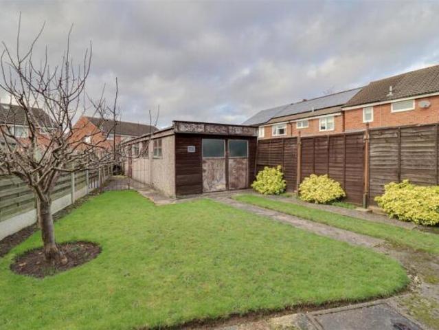 3 bedroom semi detached house for sale in Yew Tree Drive, Killamarsh, Sheffield, S21