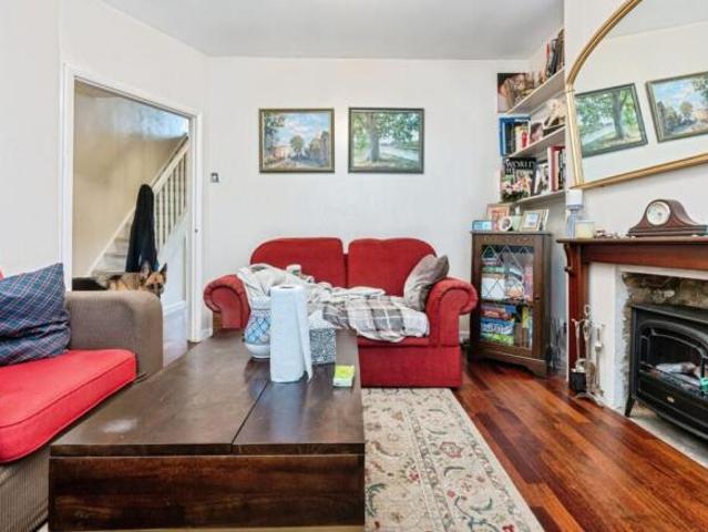 3 bedroom semi detached house for sale in York Street, Bedford, Bedfordshire, MK40