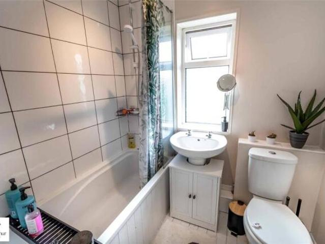 3 bedroom semi detached house for sale in Zetland Road, Doncaster, South Yorkshire, DN2