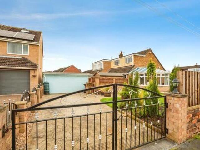 3 Bedroom Semi detached House For Sale In Ackworth