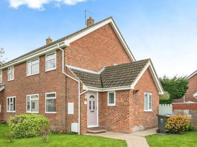 3 Bedroom Semi detached House For Sale In Acton