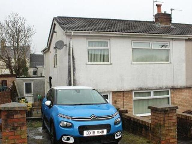 3 Bedroom Semi detached House For Sale In Abertawe, Springfield Close