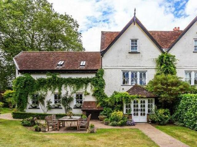 3 Bedroom Semi detached House For Sale In Albury