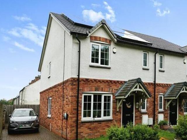 3 Bedroom Semi detached House For Sale In Albert Village, Swadlincote