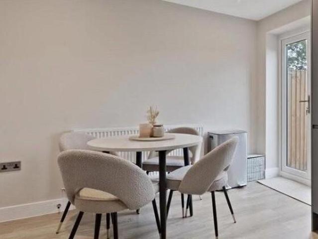 3 bedroom semi detached house for sale in Albion Close, Apperley Bridge, Bradford, BD10
