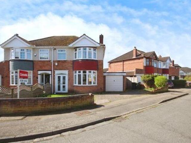 3 Bedroom Semi detached House For Sale In Aldermans Green