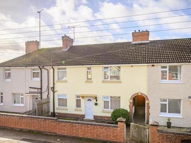 3 Bedroom Semi detached House For Sale In Aldermans Green