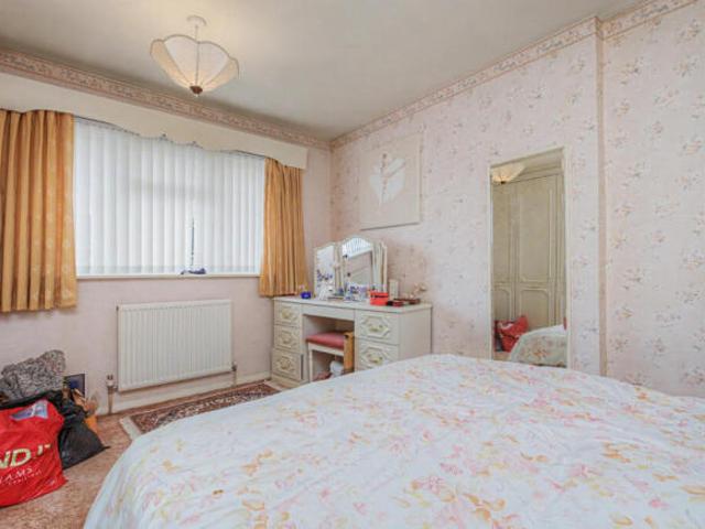 3 bedroom semi detached house for sale in Alice Smith Square, Oxford, OX4