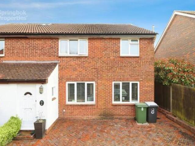 3 Bedroom Semi detached House For Sale In Alresford