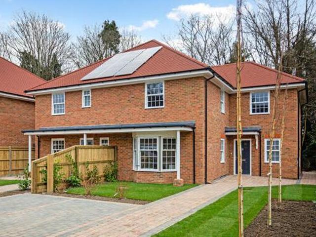 3 Bedroom Semi detached House For Sale In Alton