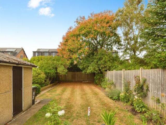 3 bedroom semi detached house for sale in Alvista Avenue, Taplow, Maidenhead, SL6