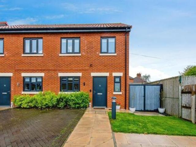 3 Bedroom Semi detached House For Sale In Ancaster