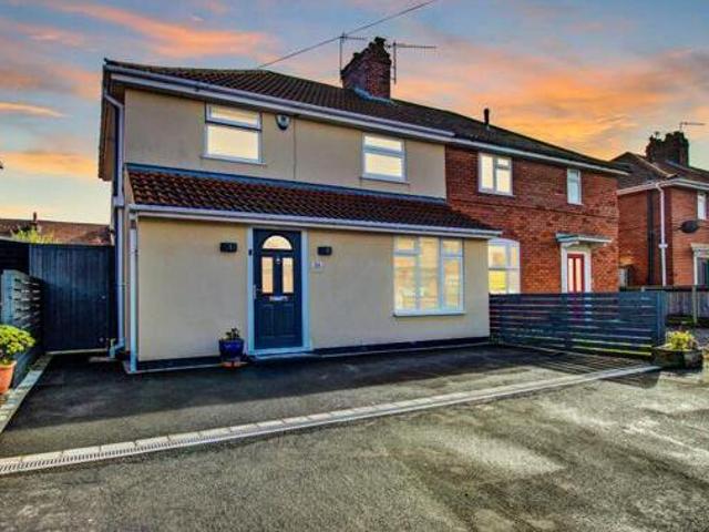 3 Bedroom Semi detached House For Sale In Ashton, Bristol