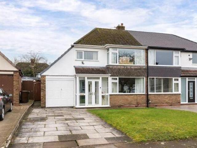 3 Bedroom Semi detached House For Sale In Ashton in makerfield