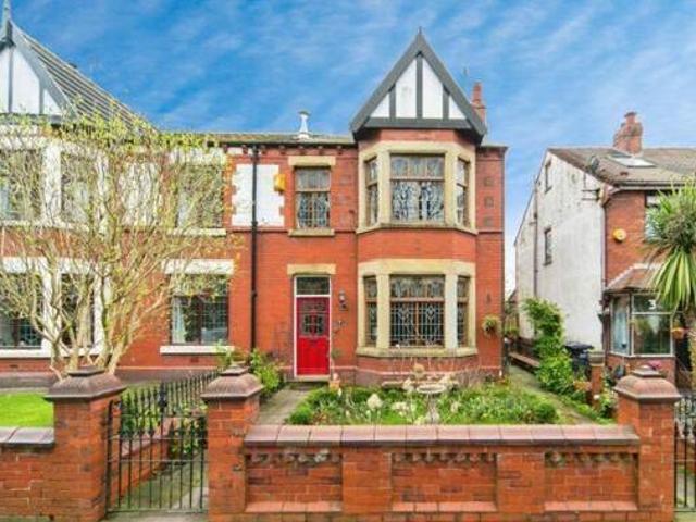 3 Bedroom Semi detached House For Sale In Ashton in makerfield