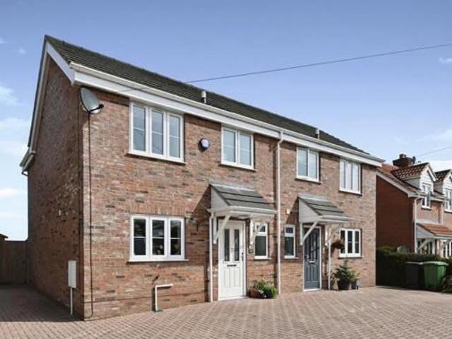 3 Bedroom Semi detached House For Sale In Ashwellthorpe, Norwich