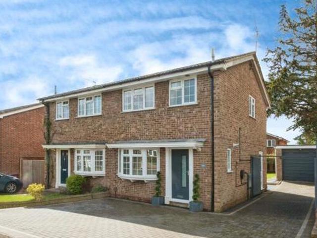 3 Bedroom Semi detached House For Sale In Ash