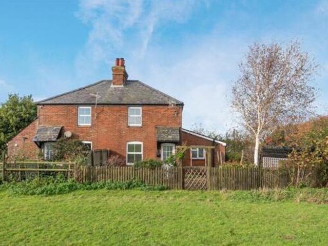3 Bedroom Semi detached House For Sale In Ash