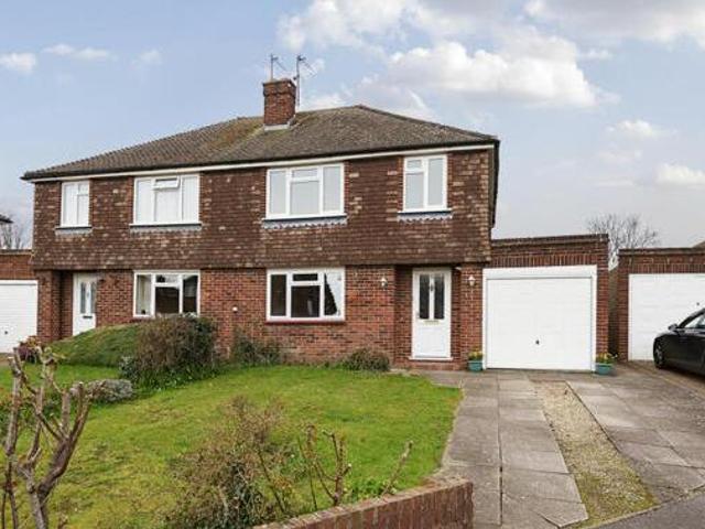 3 Bedroom Semi detached House For Sale In Ash