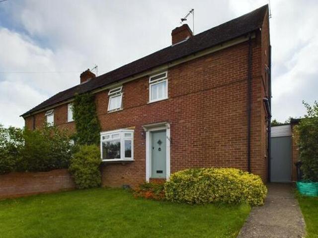 3 Bedroom Semi detached House For Sale In Aspley Guise, Beds