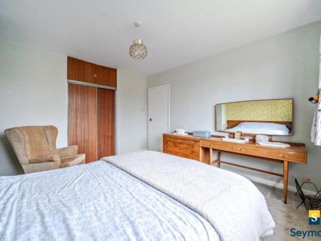 3 bedroom semi detached house for sale in Applegarth Avenue, Guildford, Surrey, GU2