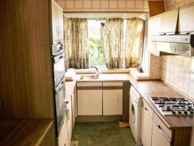 3 bedroom semi detached house for sale in Arnold Avenue, Sheffield, South Yorkshire, S12