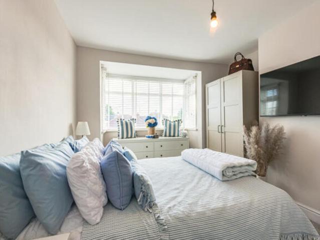 3 bedroom semi detached house for sale in Aragon Close, Southend on sea, SS2