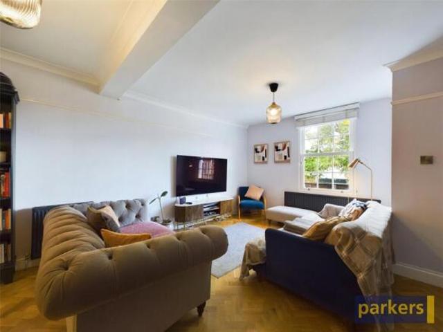 3 bedroom semi detached house for sale in Argyle Road, Reading, Berkshire, RG1